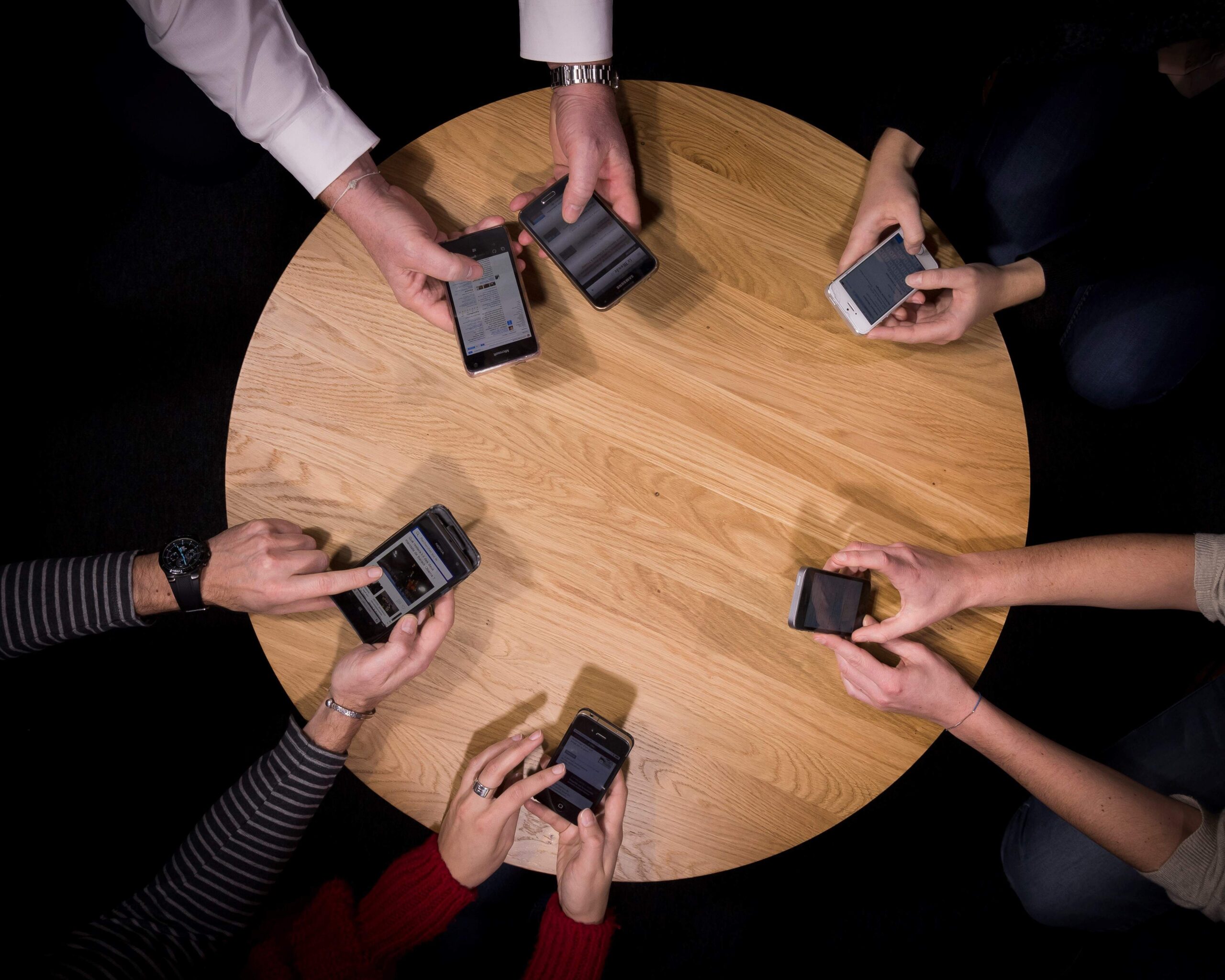 No, we are not all addicted to our phones â?" just the moral panic ...