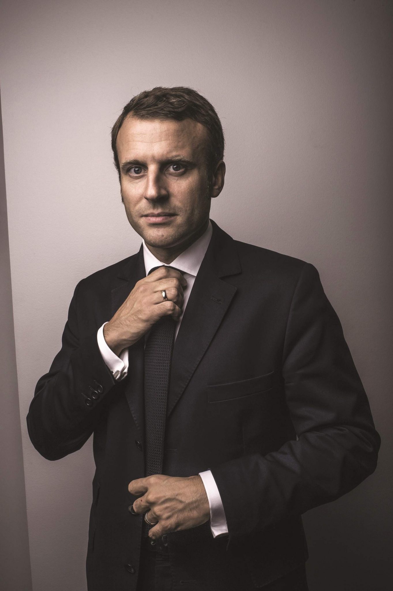 Jupiter in the A%lysAce: how long can Emmanuel Macron's good luck last?