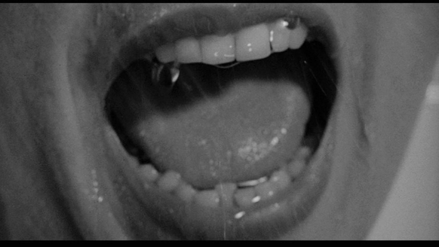 78/52 is ideal viewing if you want to know everything about the shower ...