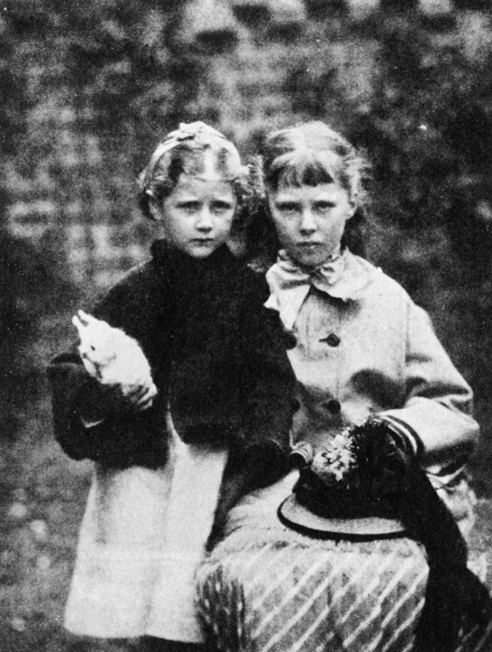 From the NS archive: Fur and freedom - New Statesman