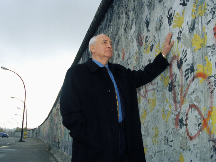 Mikhail Gorbachev tried to unite the impossible – his failure was ...