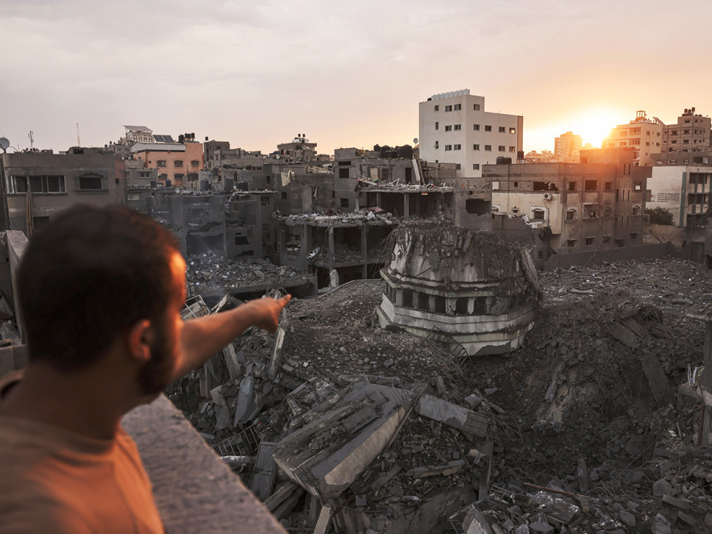 Gaza and Ukraine have divided the world into geopolitical tribes - New ...